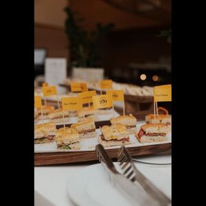 Bubbly Brunch w/ Veuve Cliquot no Hyatt Regency Lisboa, Lisbon ...